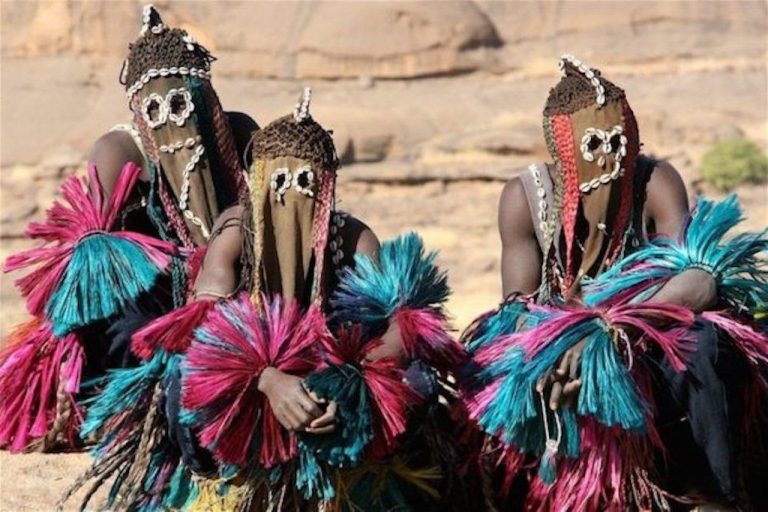 How Did The Dogon Tribe Know About Sirius B? - Historic Mysteries