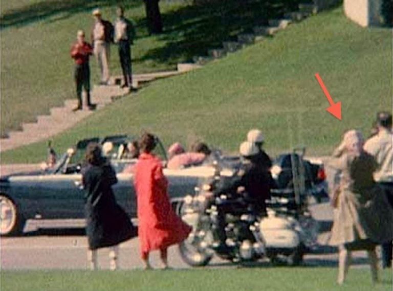Who Was The Babushka Lady At Jfks Assassination Historic Mysteries