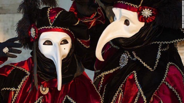 Plague Doctor: The Origin of the Venice Carnival Mask - Historic Mysteries