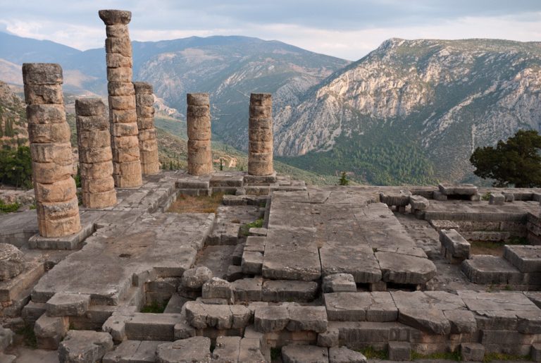 What Is the Oracle of Delphi and How Did She Prophecy?