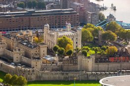 Felines in the Moat? The Great Washing of the Lions Hoax - Historic ...