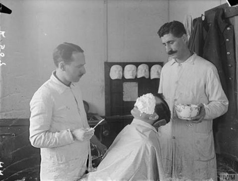 Faces of War: How the Tin Noses Shop Helped Disfigured Soldiers ...