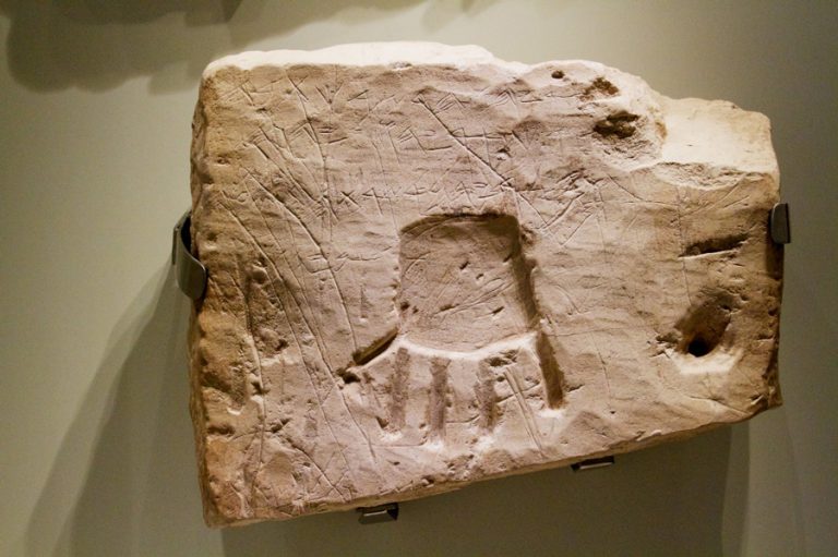 Asherah: did the God of the Hebrew Bible have a Wife? - Historic Mysteries