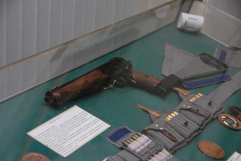 The TP-82 Pistol: Why Did the Soviets Take Guns to Space? - Historic ...