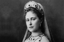 Sad and Strange: Medea, Vengeful Princess of Greek Mythology - Historic ...