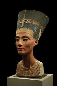Looted Legacies: 7 Famous Artifacts that are Totally Stolen - Historic ...