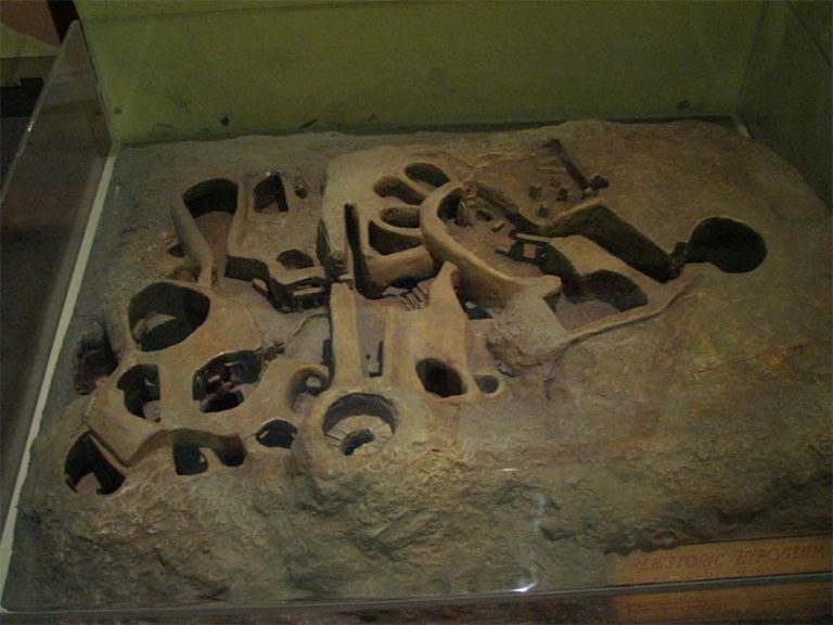 Hypogeum: The Oracle Room of Ħal Saflieni - Historic Mysteries