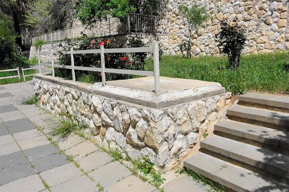 (In Pics) Five Tombs where Jesus was Buried - Historic Mysteries